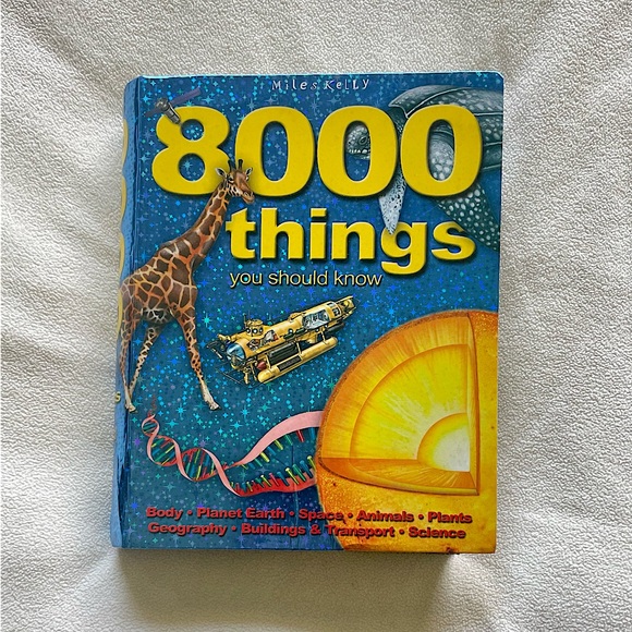 Toys | 800 Things You Should Know Book | Poshmark